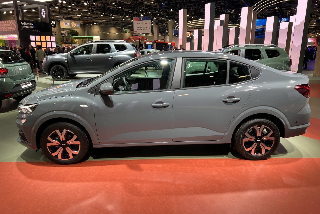 Dacia Logan III (facelift 2022) 1.0 TCe (90 Hp) 6MT